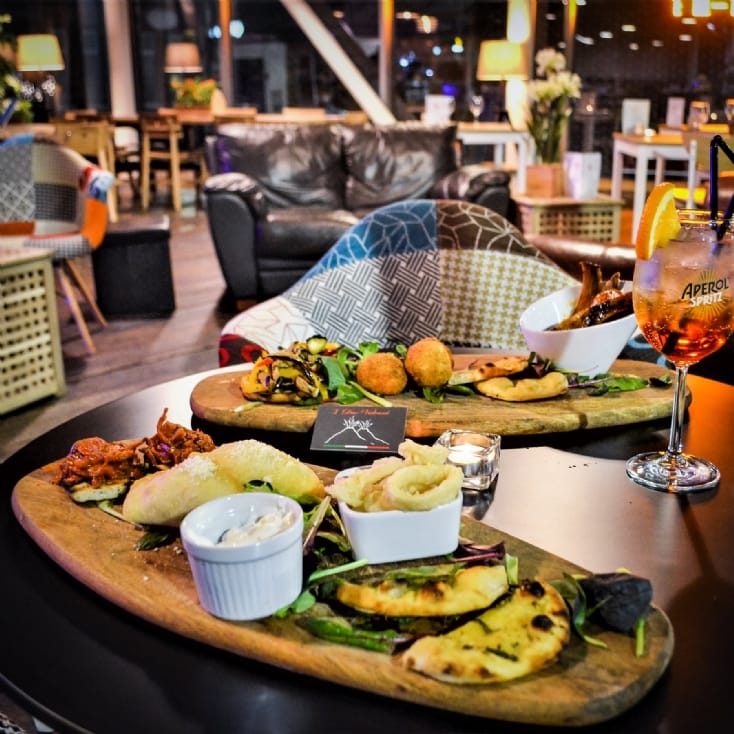 Gastro Pub & Restaurant Dining for Two | Find Me A Gift