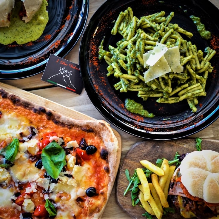 Gastro Pub & Restaurant Dining for Two | Find Me A Gift