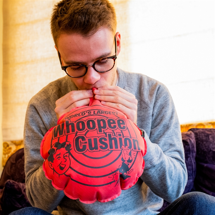 World's Largest Whoopee Cushion | Find Me A Gift
