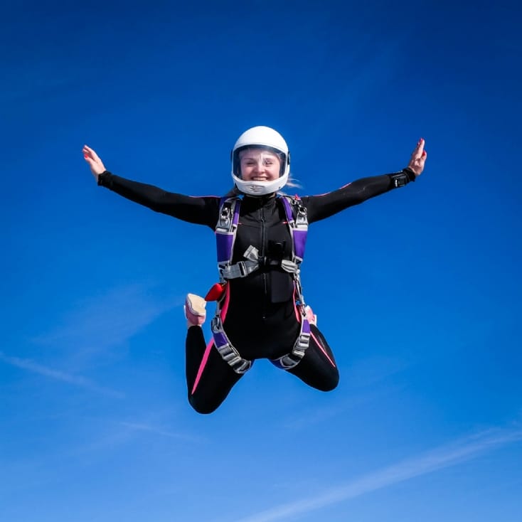 Free Fall Skydiving over Suffolk-Norfolk Border | Find Me A Gift