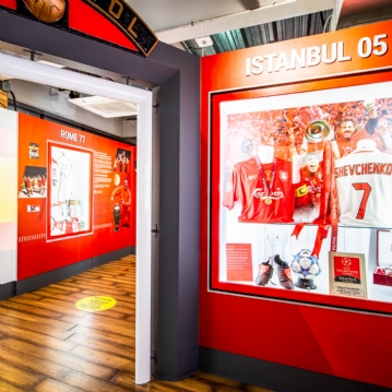 The Anfield Experience - Stadium Tour & Meal | Find Me A Gift